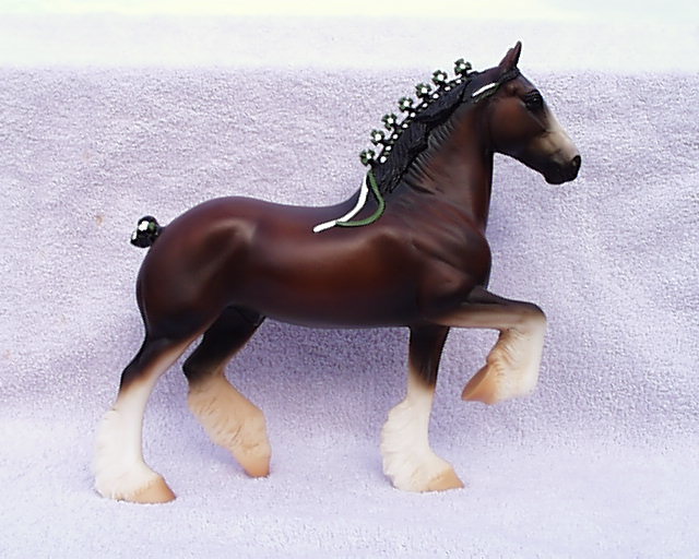 Dapple Brown/Dark Bay Clydesdale | StoneHorseRef