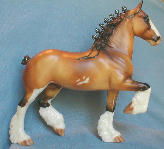 Caramel Nikki | StoneHorseRef