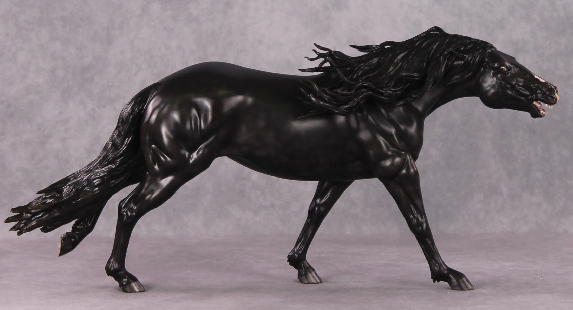 Gemstones 2025: March Mustangs - Black Pete | StoneHorseRef