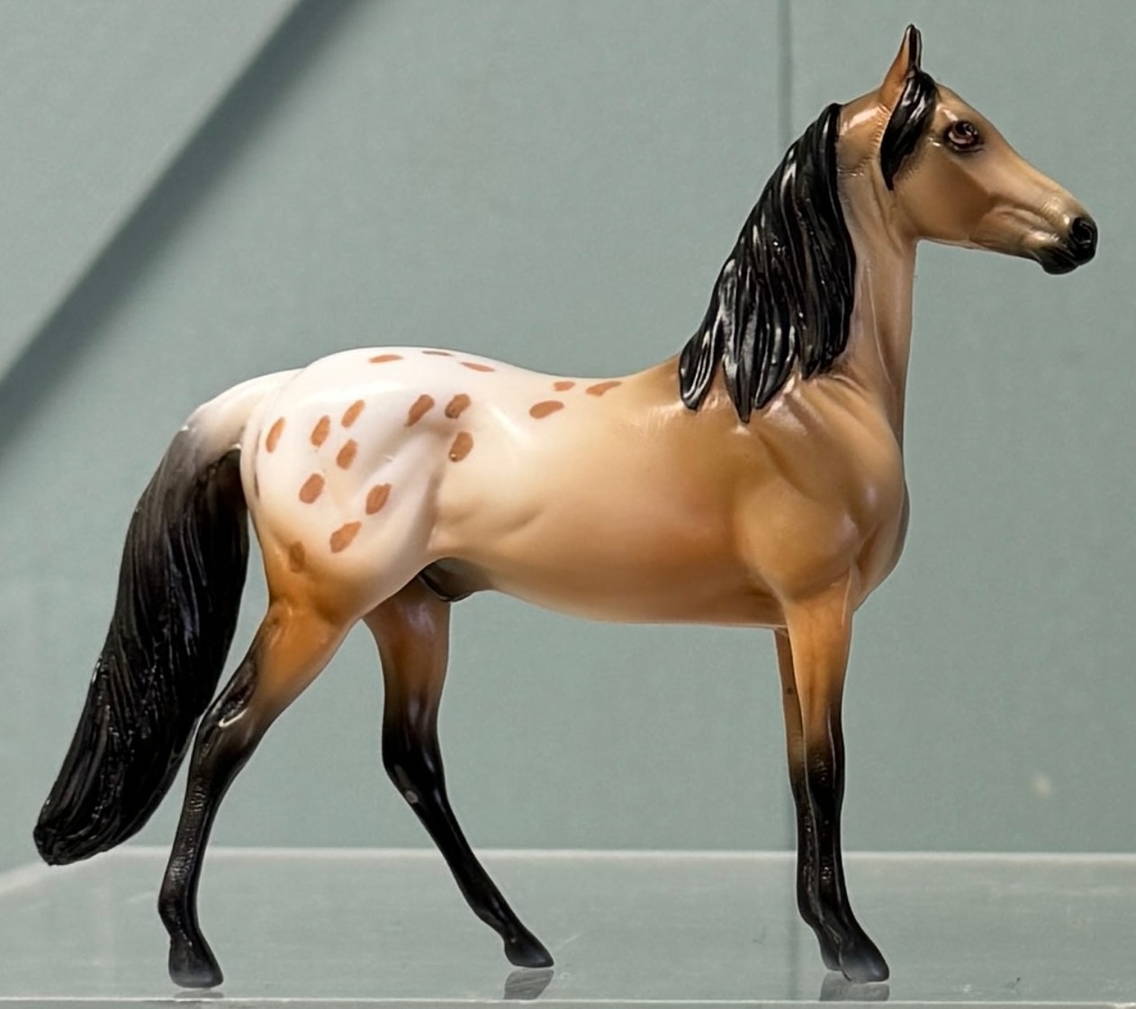 Saffron Series - Morgan | StoneHorseRef
