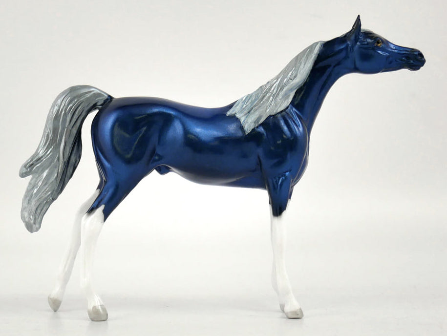 What's in the Box - Once in a Blue Moon Arabian Chip | StoneHorseRef